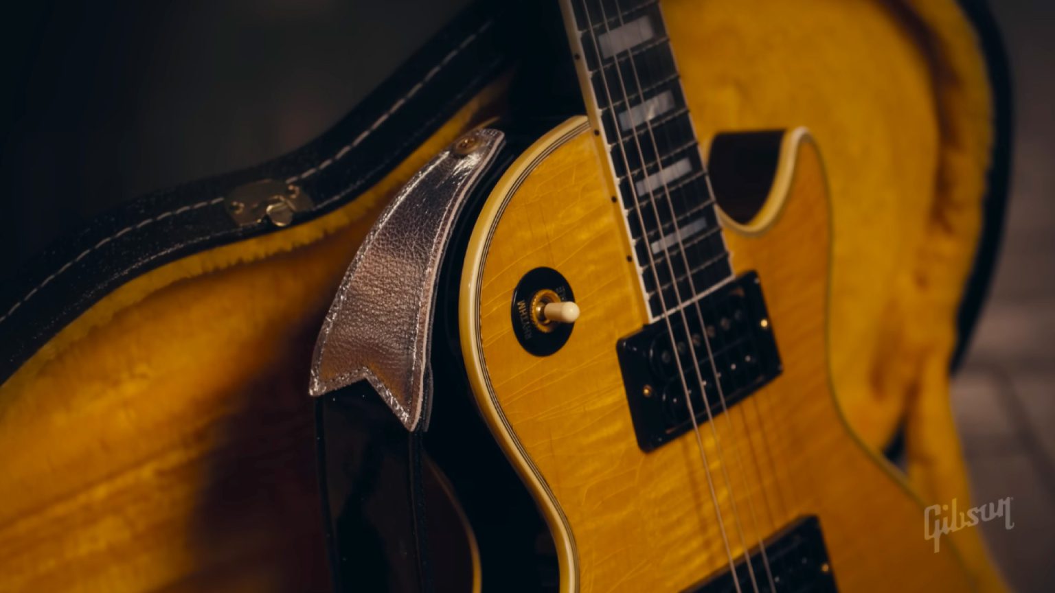 Gibson Dévoile Le Modèle Signature Mick Ronson 1968 Les Paul Custom ...